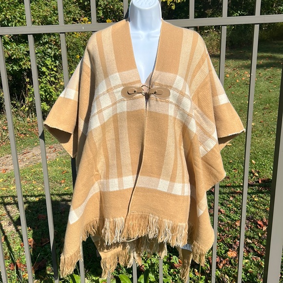 Charter Club | Sweaters | Nwt Charter Club Plaid Shrug Poncho Cape One ...